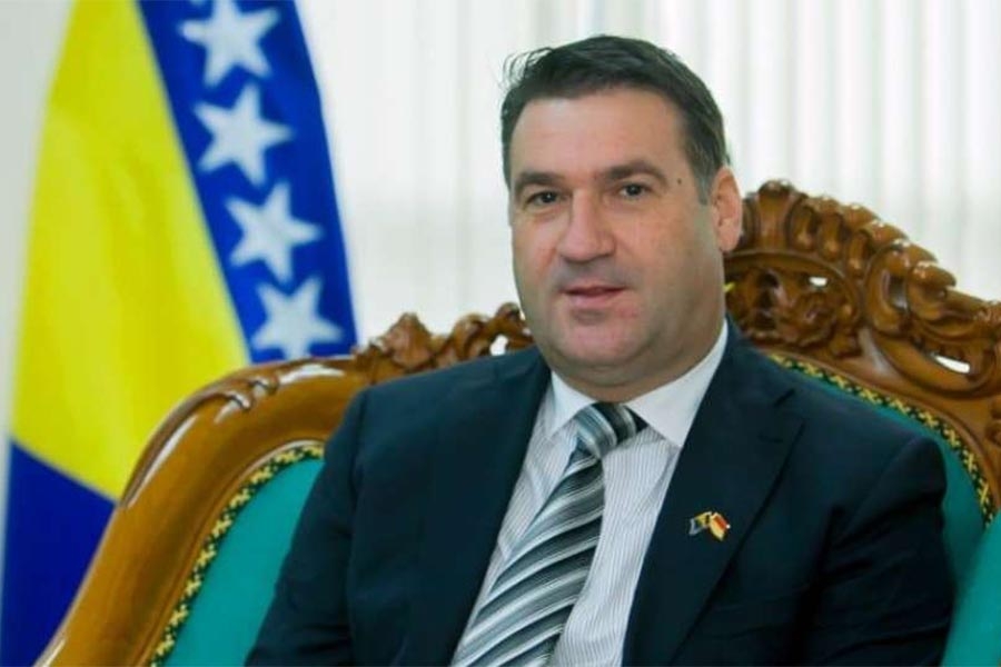 KUVAJĆANI DONIRALI - BOSANCI KRALI: Nestalo 1,2 miliona eura koje je ...