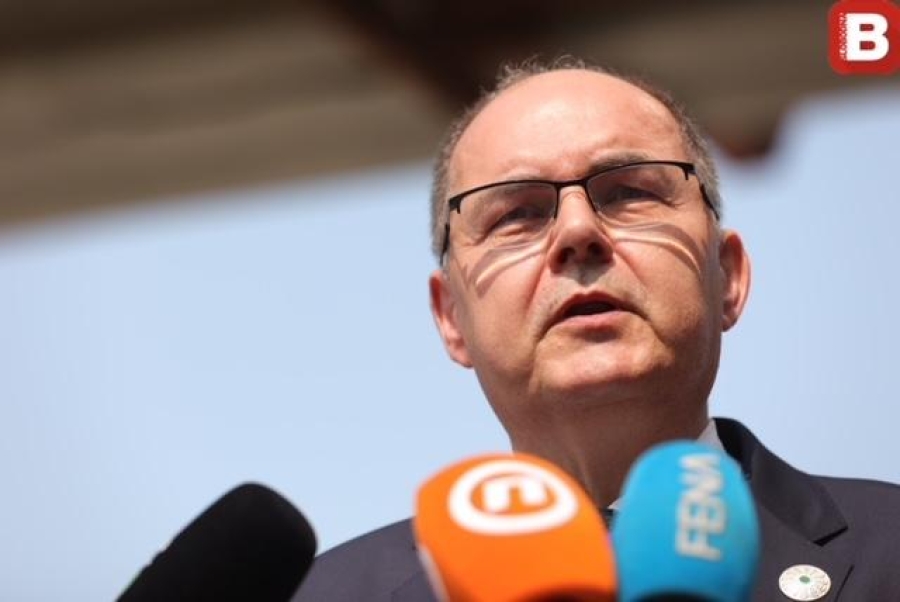 JE LI OVO PORUKA MILORADU DODIKU: Vijeće za implementaciju mira (PIC ...